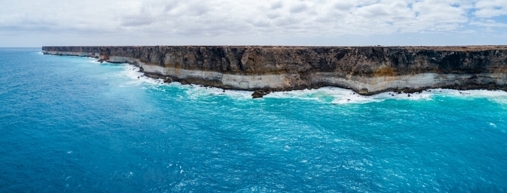 Image of Aerial panorama of the Bunda Cliffs along the Great Australian ...
