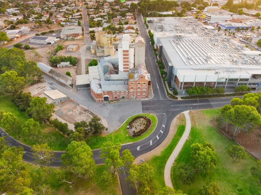 Image of Aerial view of a parkland surrounding a regional city CBD ...