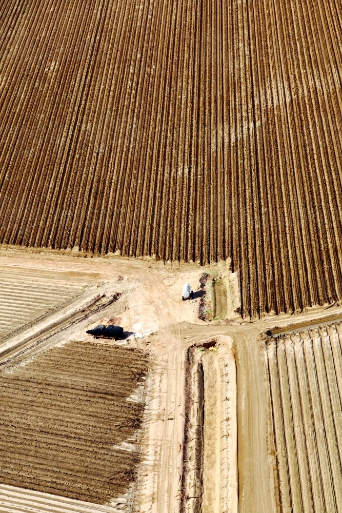 Image of An aerial view of a portion of the fields of the Ord River ...