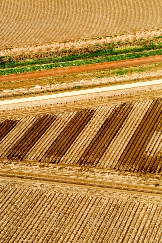 Image of An aerial view of a portion of the fields of the Ord River ...