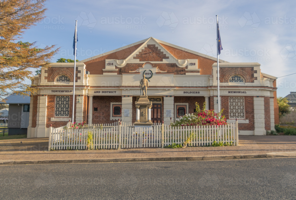 Image of An RSL hall in a country town out of focus - Austockphoto