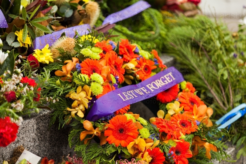 Image of ANZAC day wreath with lest we forget ribbon laid on cenotaph ...