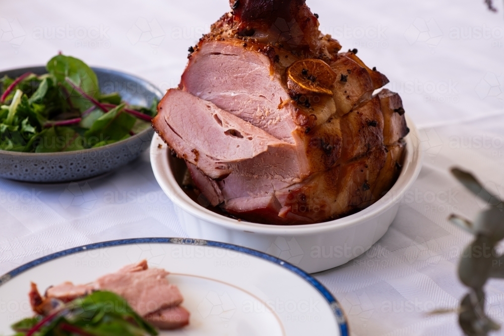 Image of baked ham - Austockphoto
