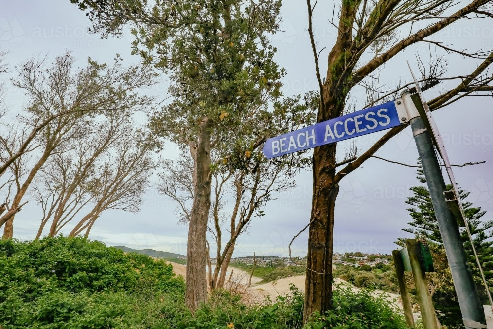 Image of Beach access sign pointing to the beach at One Mile Beach ...