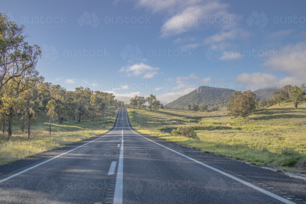 Image of Bluff Rock and the New England Highway - Austockphoto