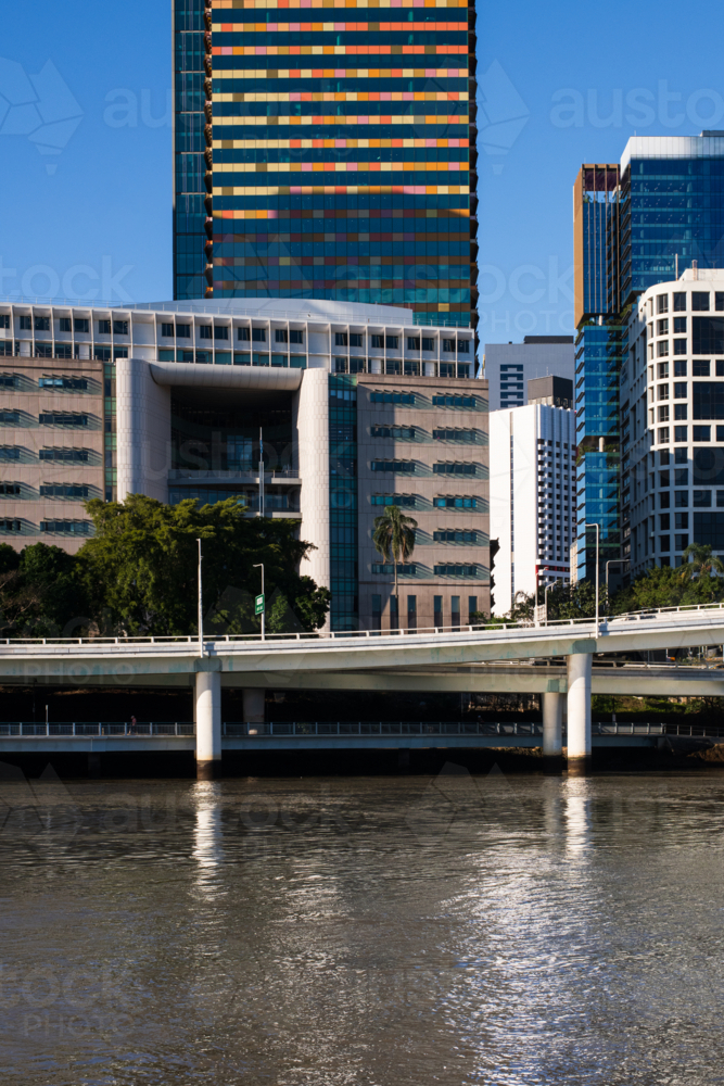 Image of Brisbane City buildings with the river in the foreground ...