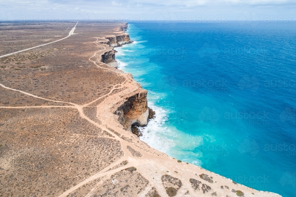 Image of Bunda Cliffs along the Great Australian Bight. - Austockphoto