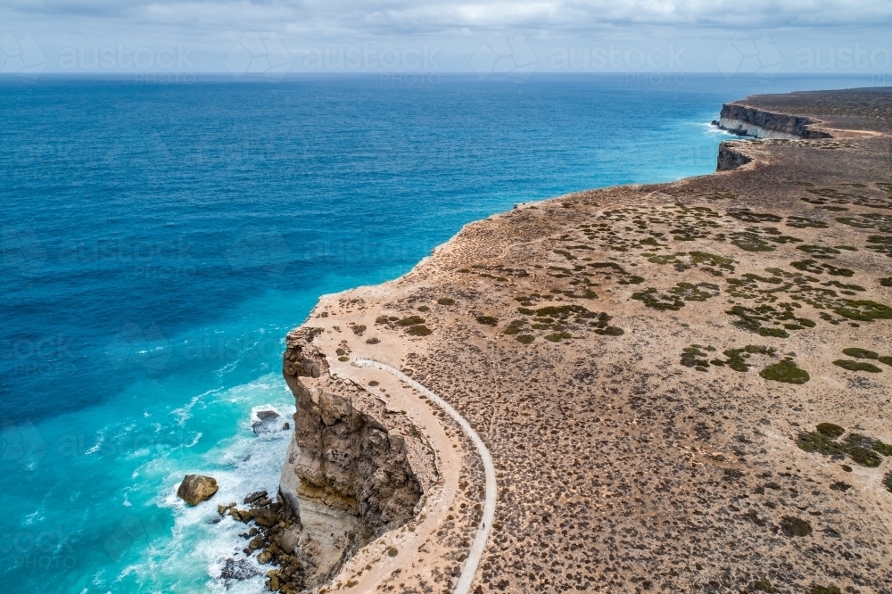 Image of Bunda Cliffs along the Great Australian Bight. - Austockphoto