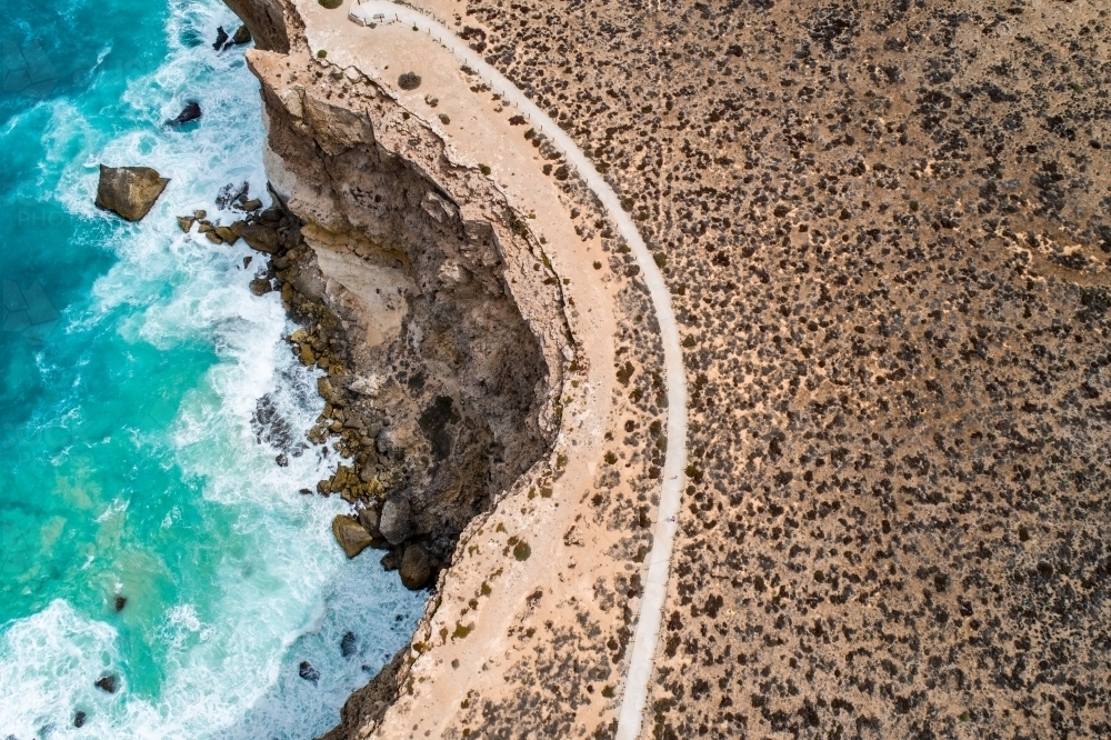 Image of Bunda Cliffs along the Great Australian Bight. - Austockphoto