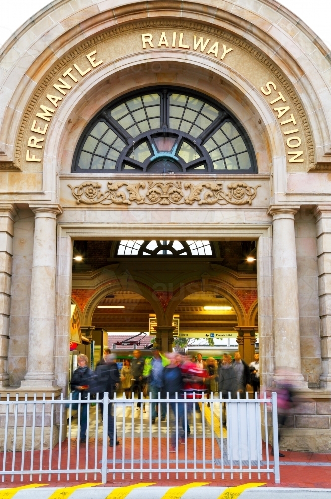 Image of Commuters in the Fremantle Railway Station entrance - Austockphoto