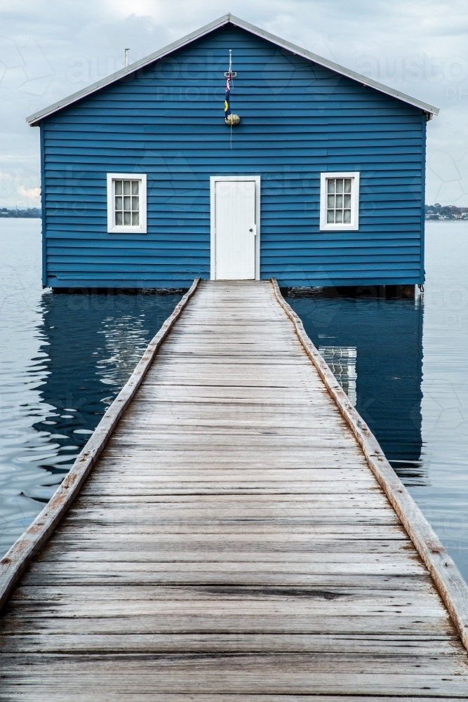 Image of Crawley Edge blue boatshed, Perth, Western Australia ...