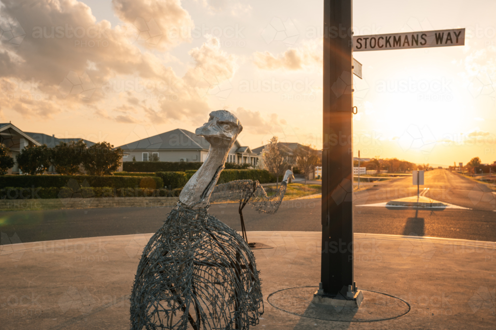 Image of Emu sculptures made of wire on roundabout in residential ...