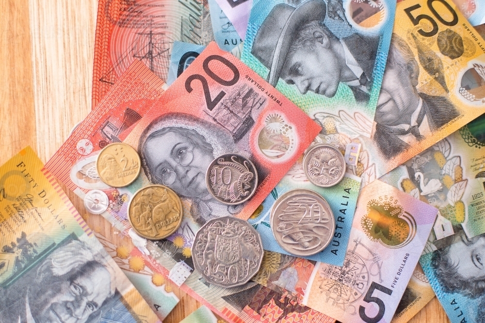 Image of examples of all the Australian coins on an Australian note ...