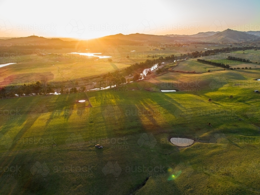 Image of Green Australian farmland with Hunter River flowing through it ...