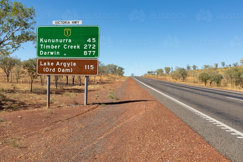 Image of highway on through the Kimberley, with road sign near ...