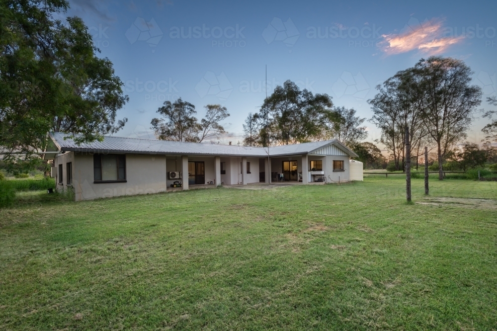 Image of humble small house - Austockphoto