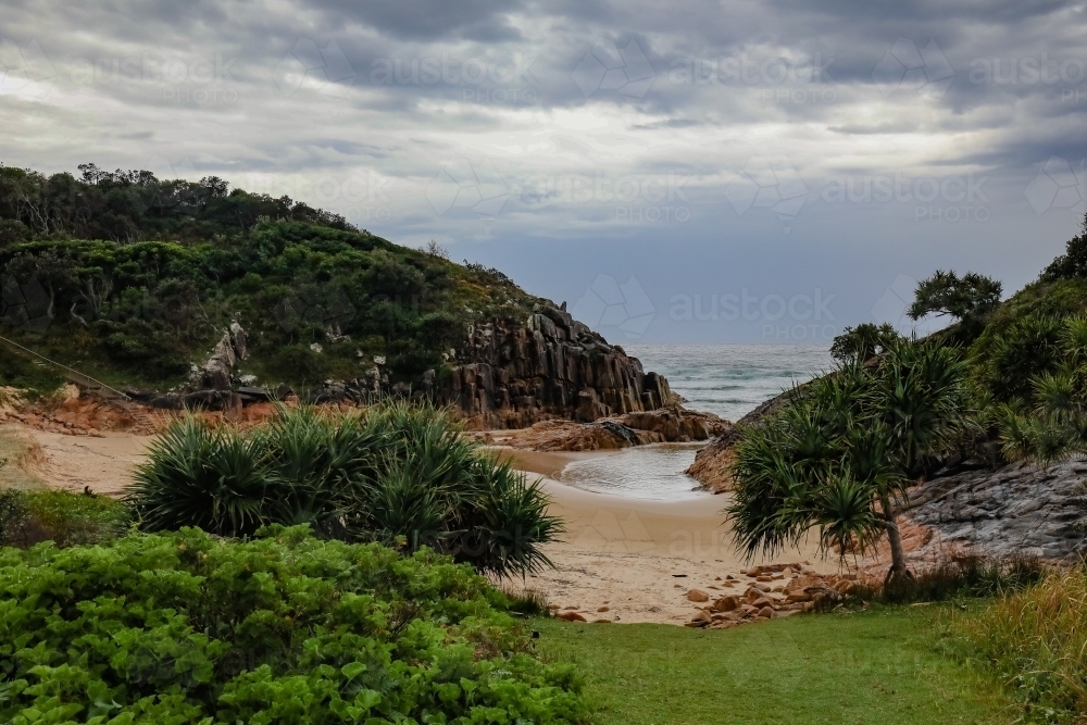 Image of Little Bay picnic area on overcast day - Austockphoto
