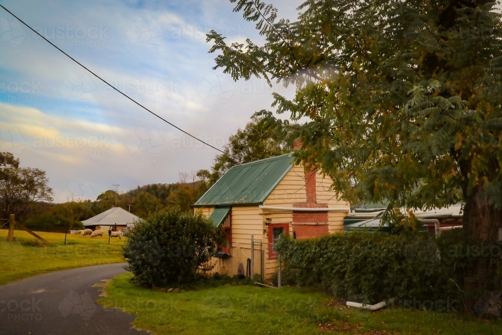 Image of Little country cottage in historic Australian town of Sofala ...