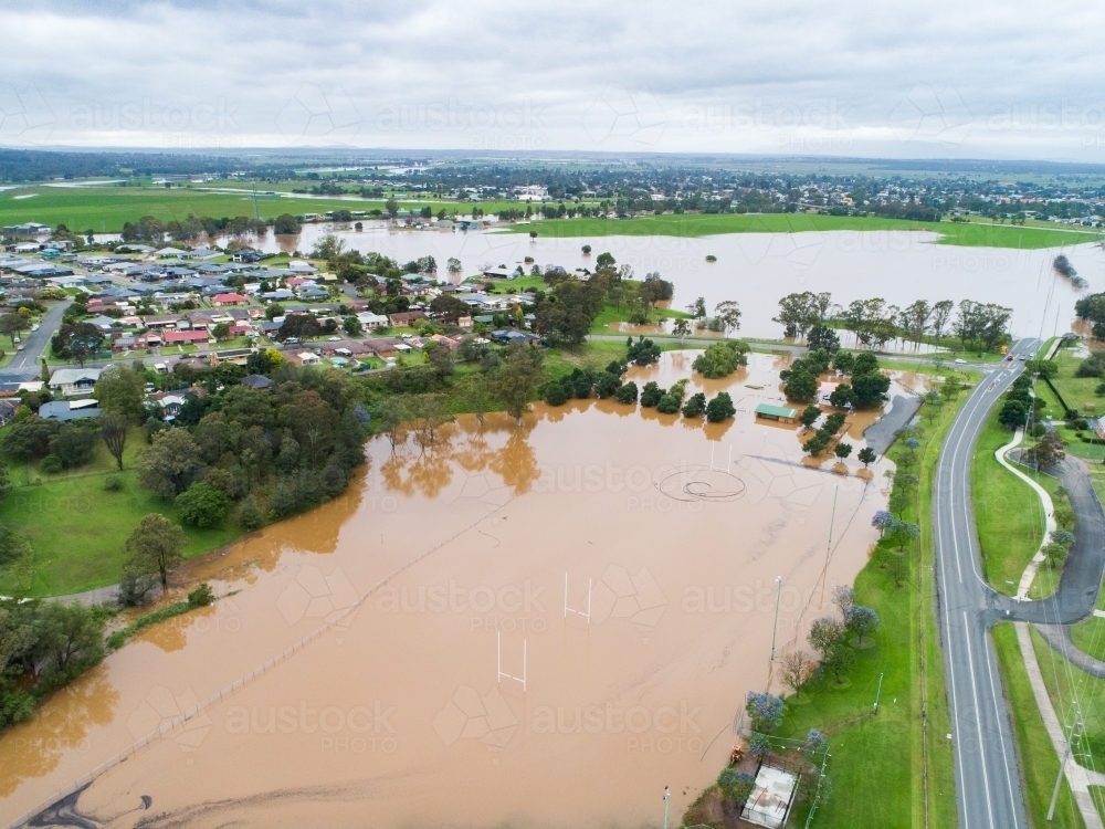 Image of Looking down bridgeman road in singleton towards backflow of ...