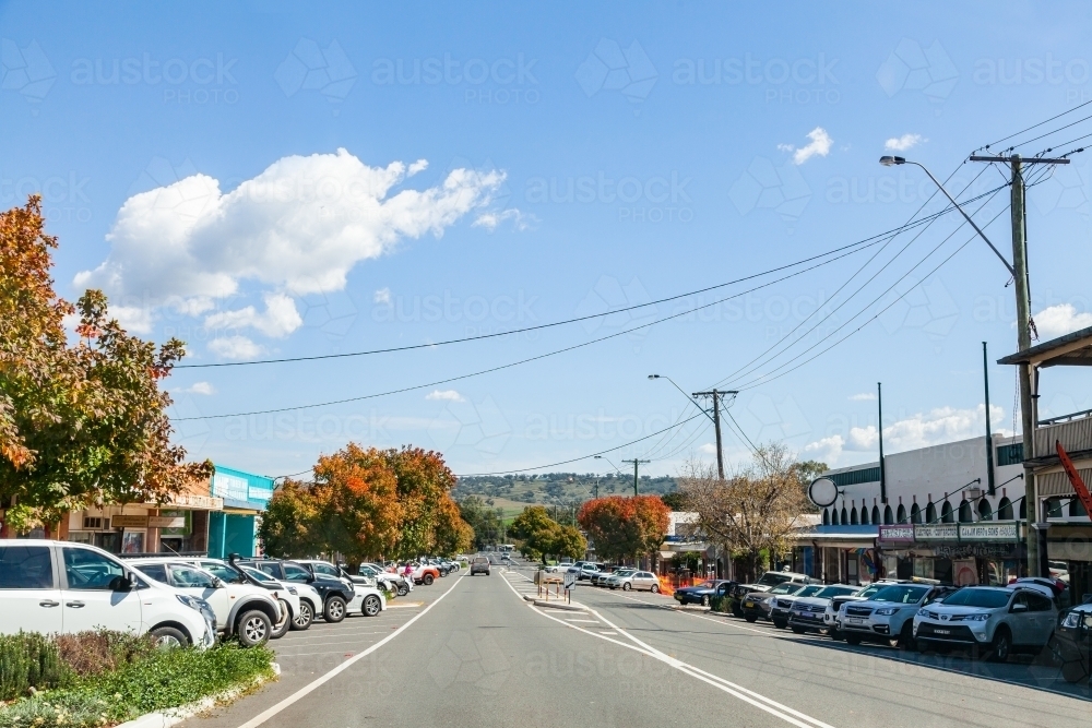 Image of Main street in NSW country town of Merriwa on bright sunlit ...