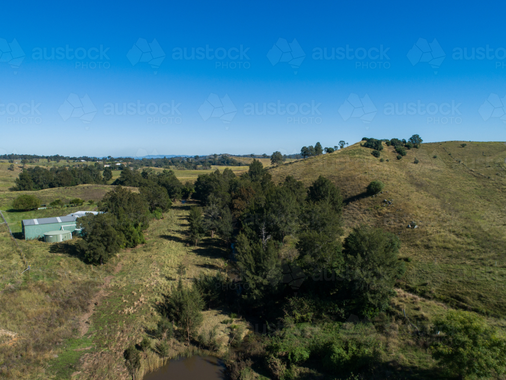 Image of midday landscape with clear blue sky in Hunter Valley ...
