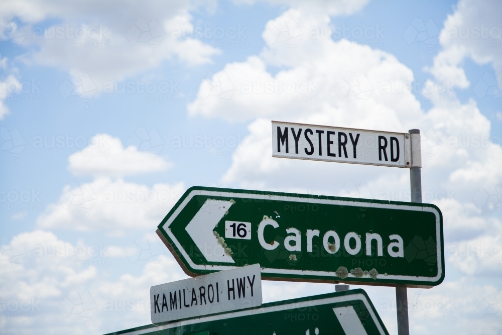 Image of Mystery Road sign to Caroona on the Kamilaroi Highway ...