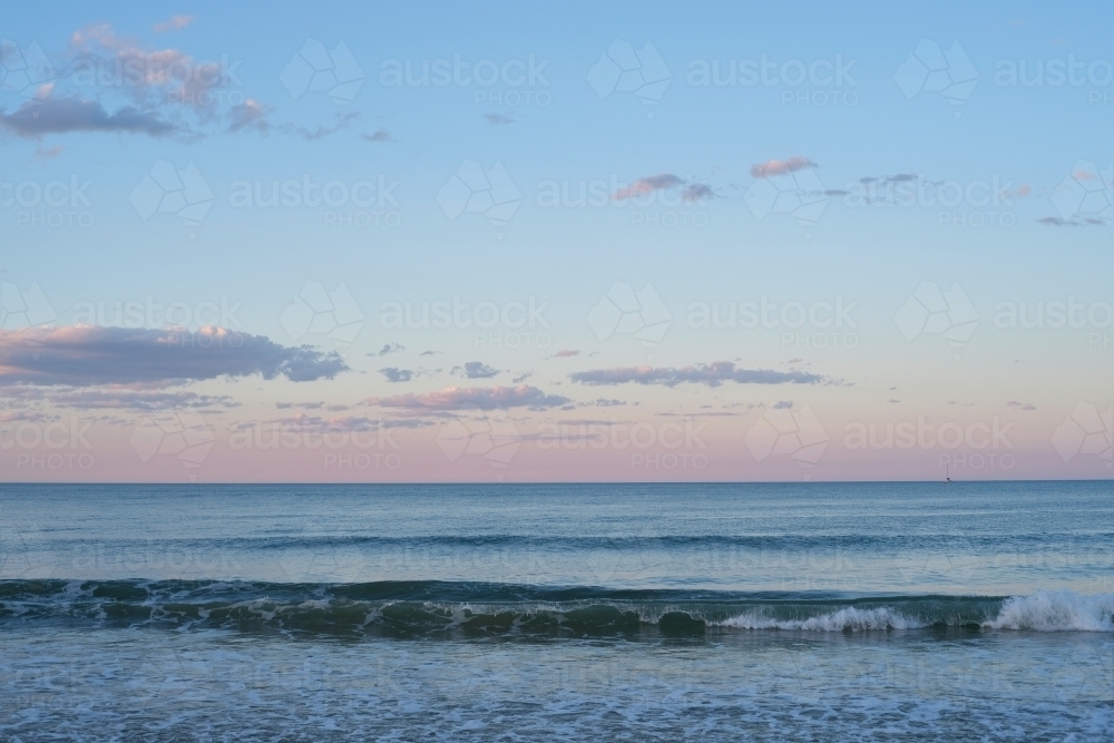 Image of Ocean horizon in late afternoon - Austockphoto