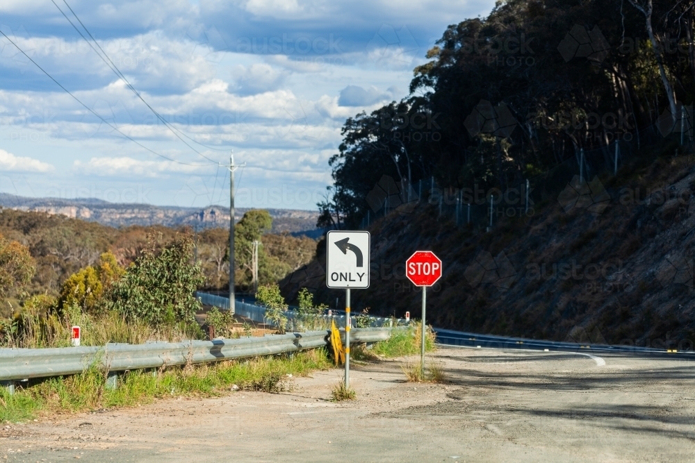 Image of One way only sign beside stop sign beside Castlereagh Highway ...