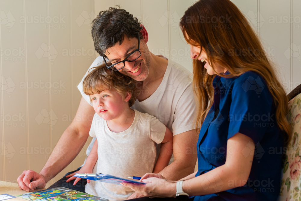 Image of Parent with child talking with speech pathologist clinician ...