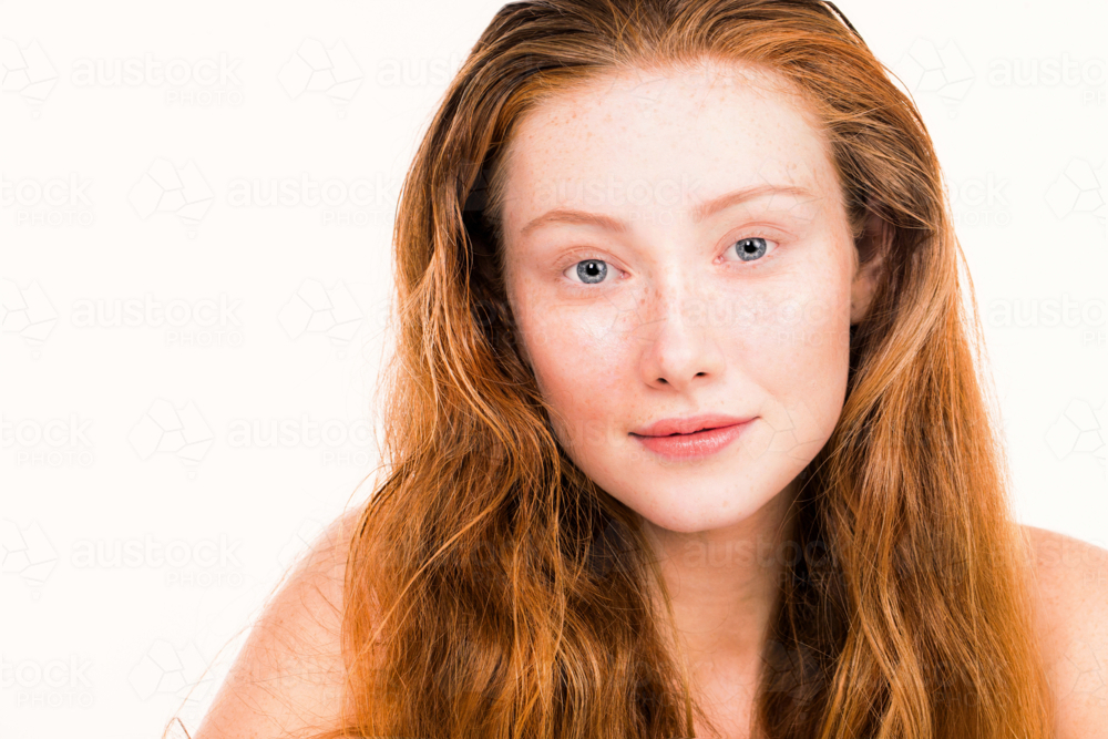 Image of portrait of teen girl with clean clear skin - Austockphoto