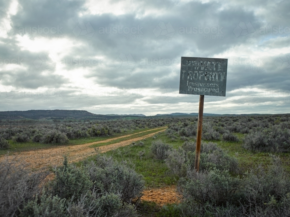 Image of Private property sign near remote track - Austockphoto