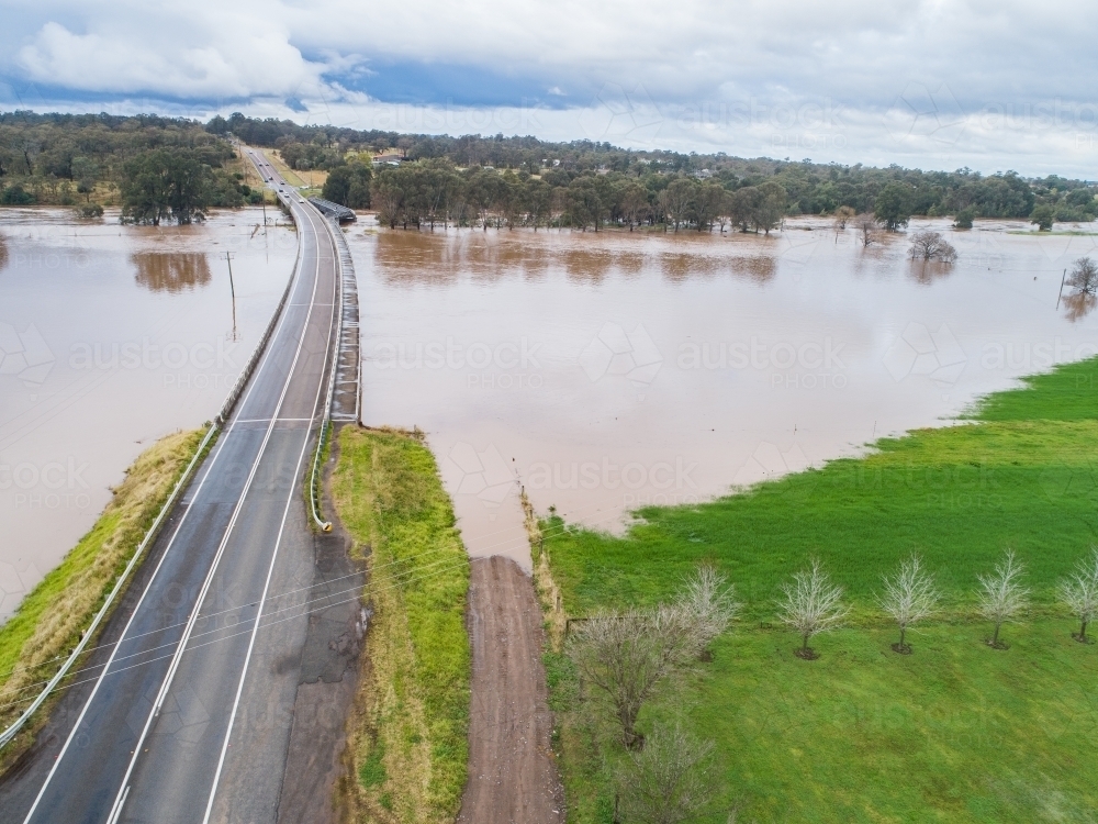 Image of Redbournberry bridge near Singleton surrounded by floodwater ...