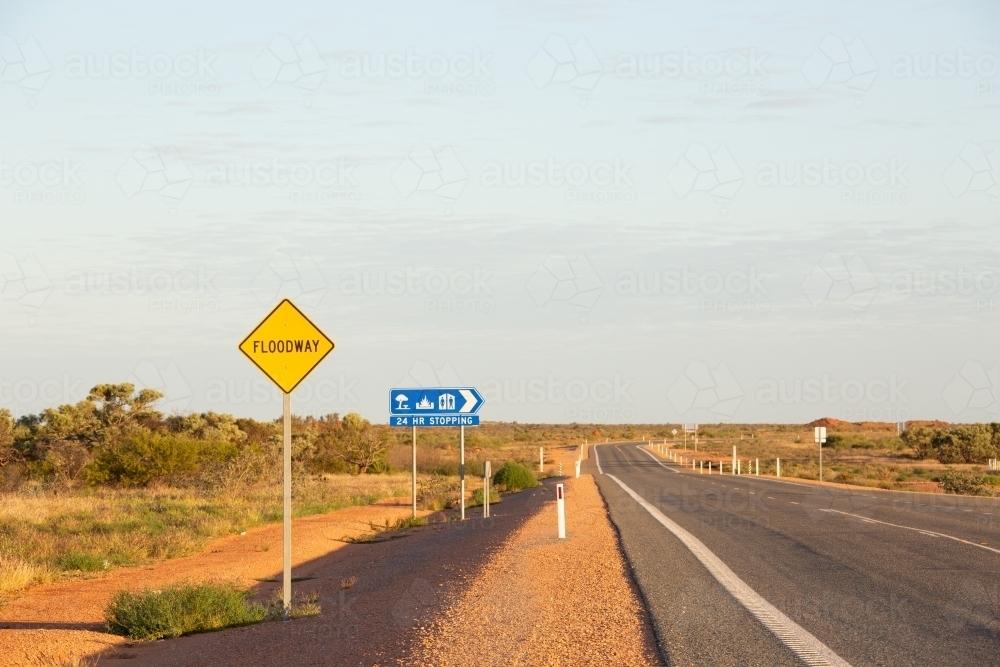 Image of Rest stop sign on side of outback highway - Austockphoto