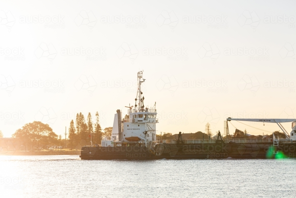 Image of Ship heading out of Newcastle Port on Hunter River towards the ...