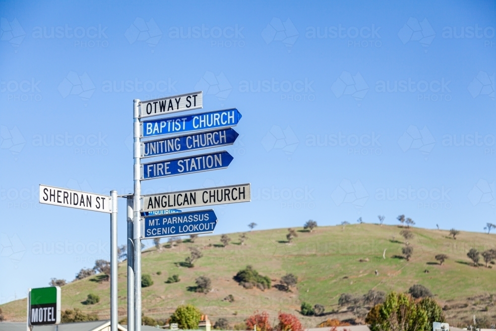 Image of Sign post on street corner in Gundagai NSW - Austockphoto