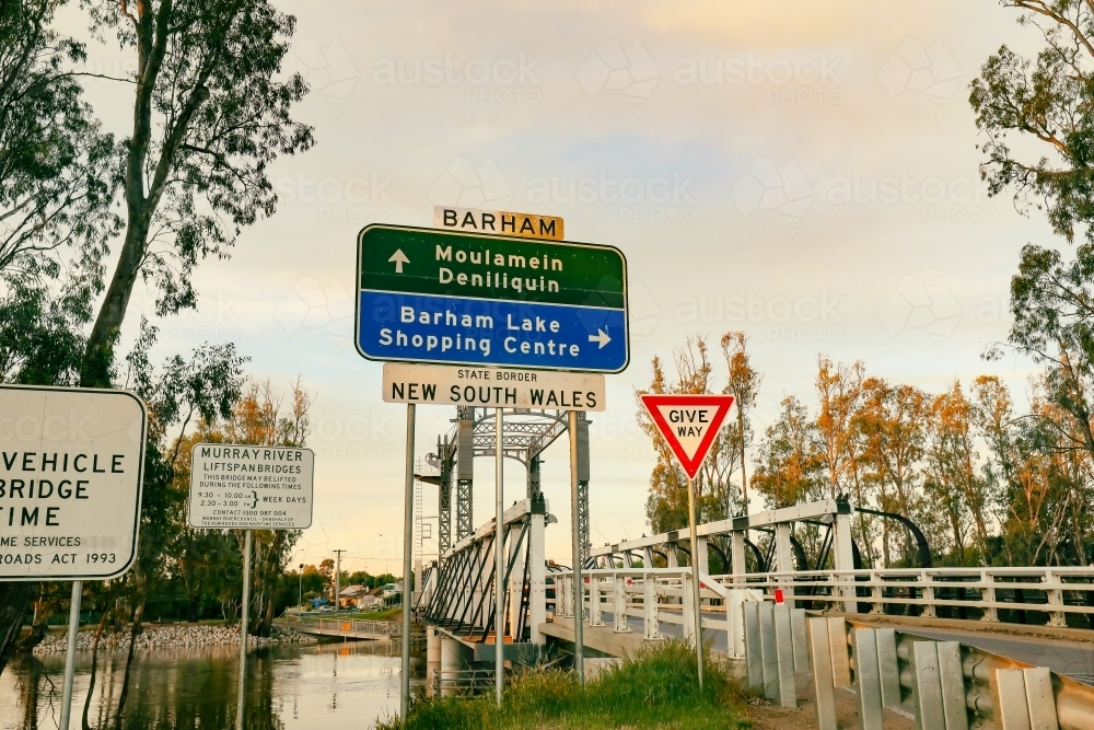 Image of Signage at the bridge border crossing between Victoria and New ...