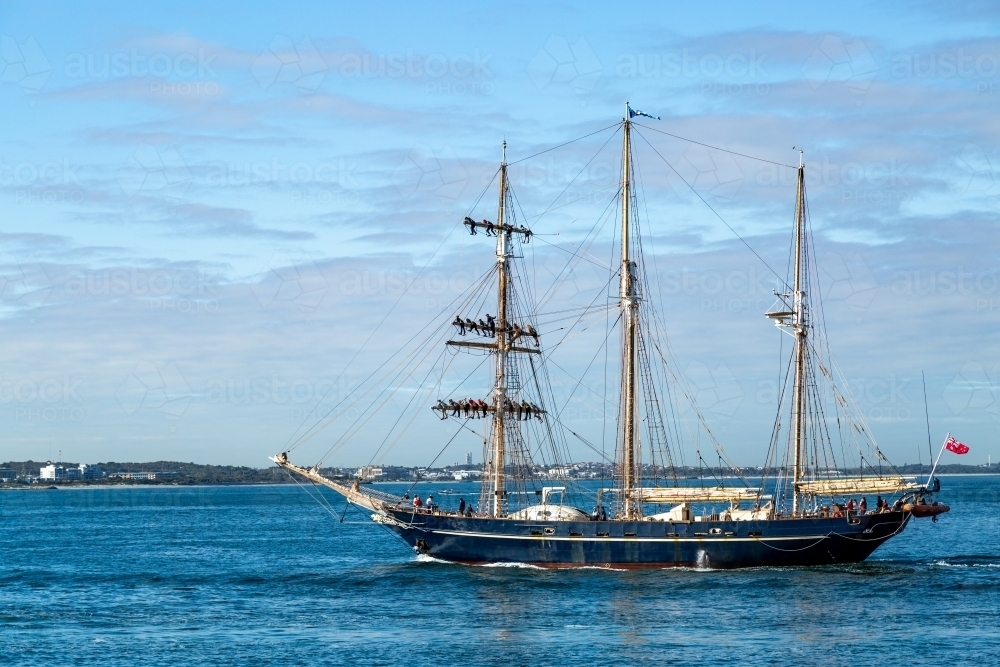 Image of Tall Ship STS Leeuwin II motoring at sea. - Austockphoto