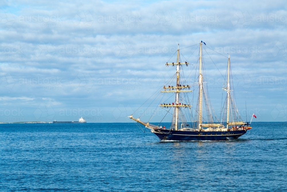 Image of Tall Ship STS Leeuwin II motoring at sea. - Austockphoto