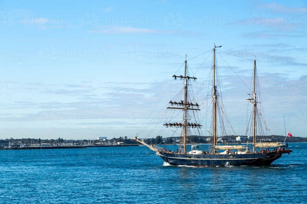 Image of Tall Ship STS Leeuwin II motoring at sea. - Austockphoto