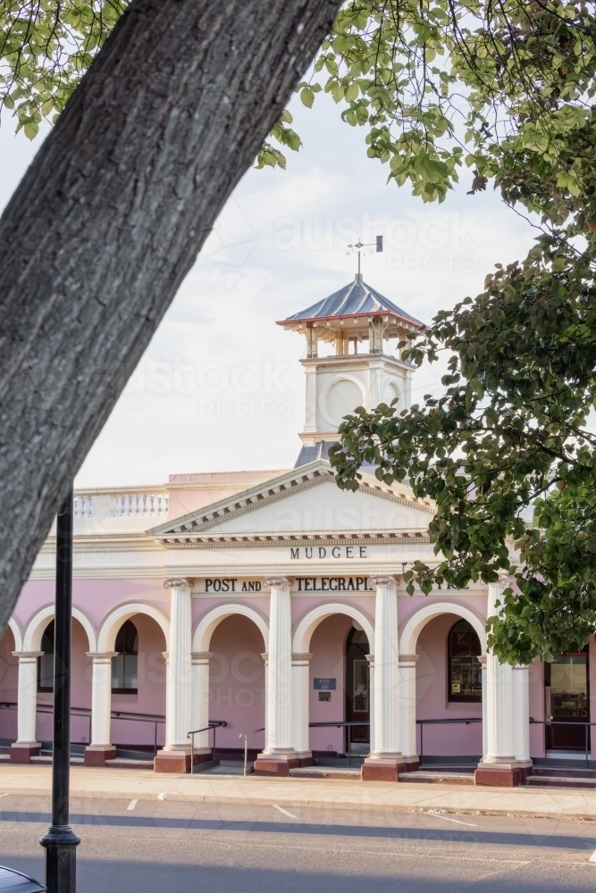 Image of The historic pink Mudgee Post Office - Austockphoto