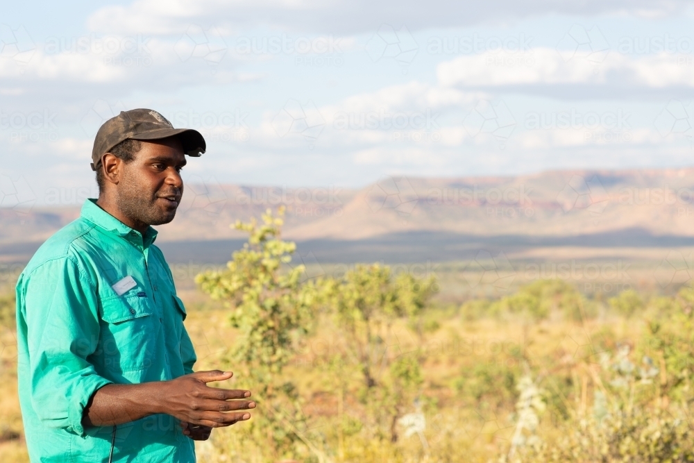 Image of Tour guide in the Kimberley landscape - Austockphoto