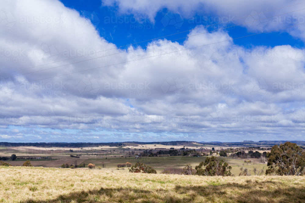 Image of View over farmland paddocks and countryside from Glen Innes ...