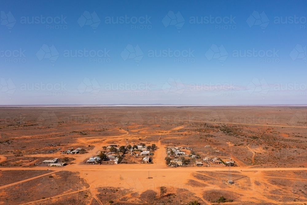 Image of view over tiny outback town of Kingoonya in South Australia ...