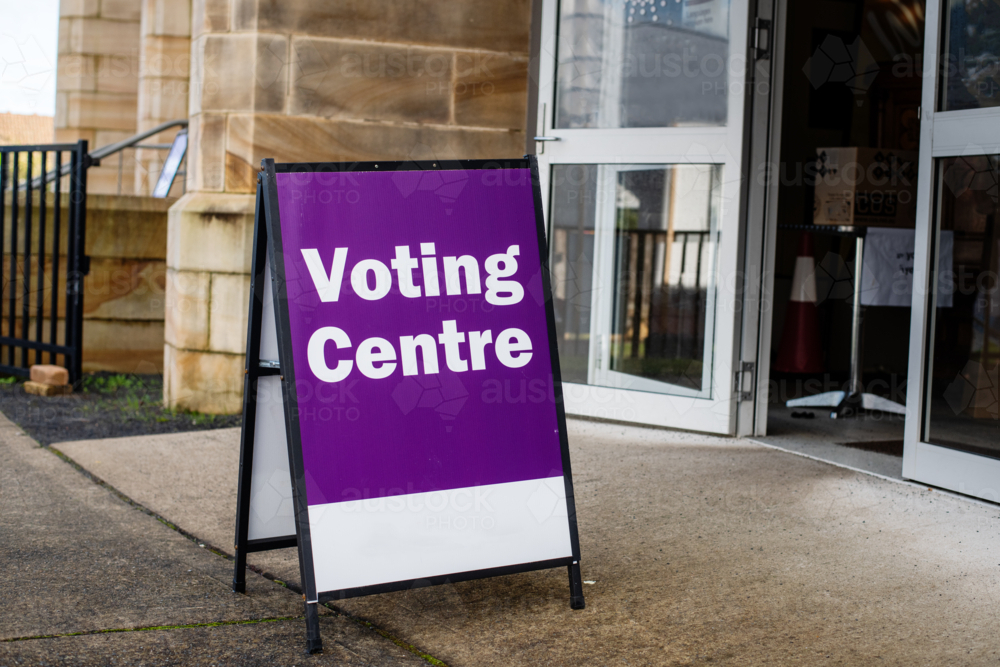 Image of voting day sign at a church polling centre - Austockphoto