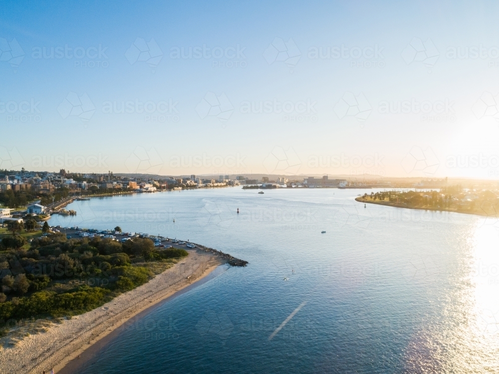Image of Yohaaba \ Port Hunter where the hunter river meets the sea ...